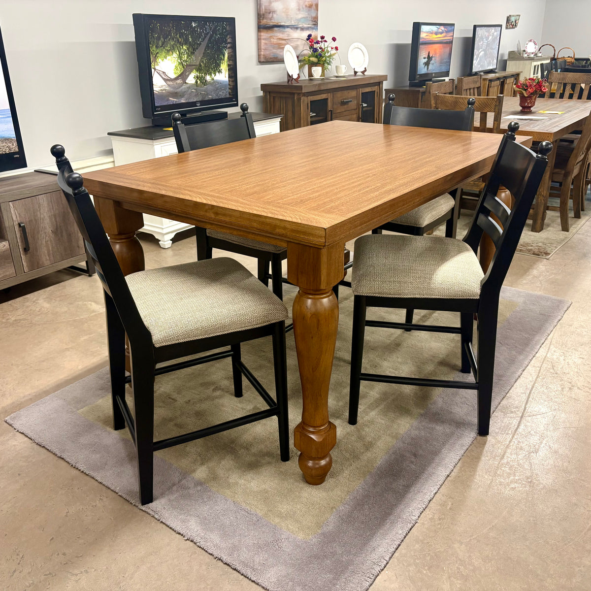 Farmhouse Counter Height Table & 4 Barstools