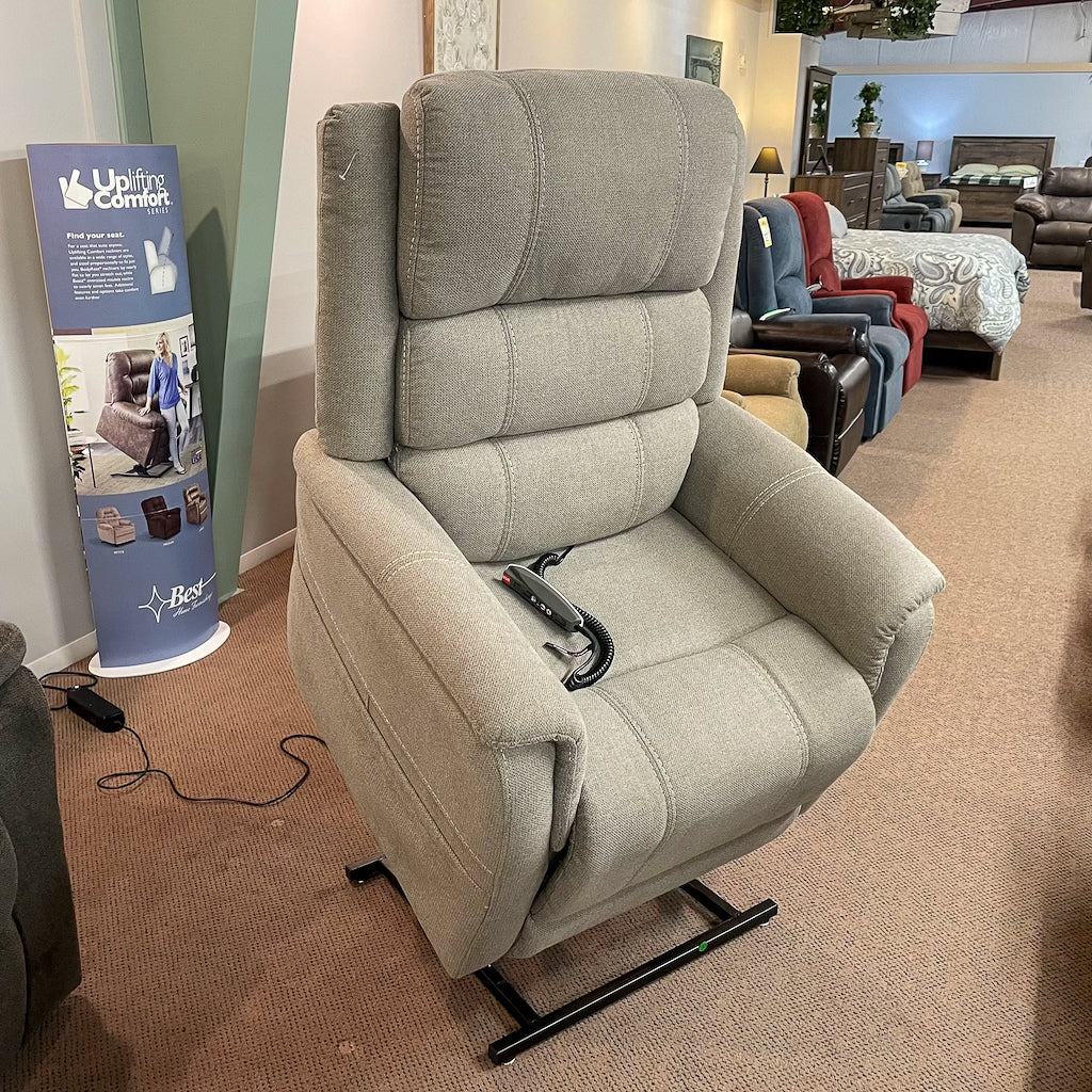 Route 21 Furniture: The Best Modern Looking Recliners Chairs & Sofa On Sale