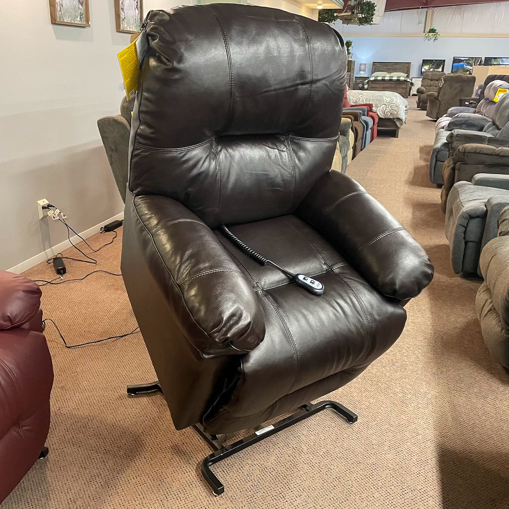 Route 21 Furniture: The Best Modern Looking Recliners Chairs & Sofa On Sale